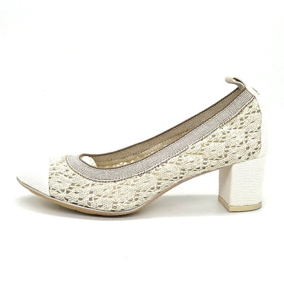 CHANEL | Shoes | Chanel 2c Stretch Crochet Lace Overlay Cap Toe Pumps ...